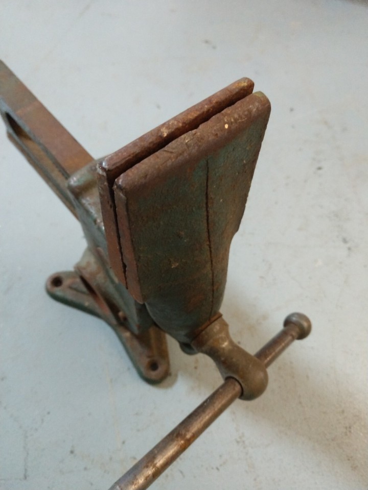 Will-Burt Co. Versa-Vise : Gunsmith Pivoting Bench Vise with Base | eBay