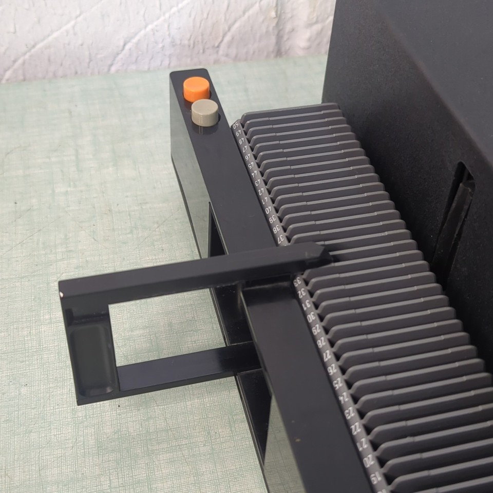 Voigtlander VP135A Slide Projector With Remote Control Vintage Camera ...