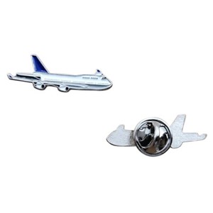 BOEING 747 Aeroplane, Pilots, Enamel & Metal, Aircraft Lapel Pin Badge ...