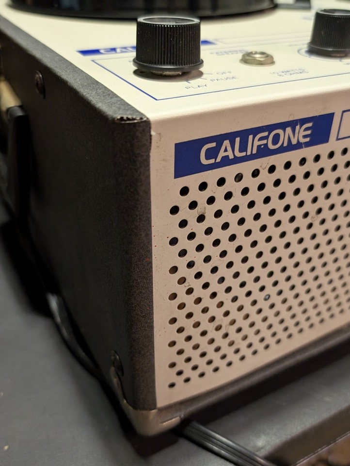 Vintage CALIFONE 1430C Portable Record Player/Turntable/Phonograph w ...