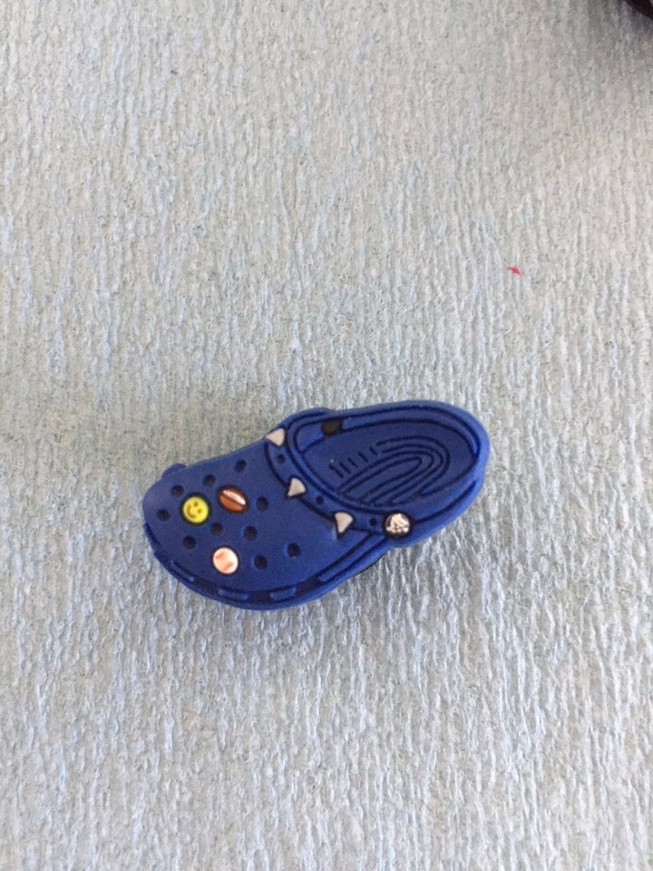 SUNGLASSES JIBBITZ HAT & SUNGLASSES SHOE CHARMS FLIP FLOP JIBBITZ PURSE ...