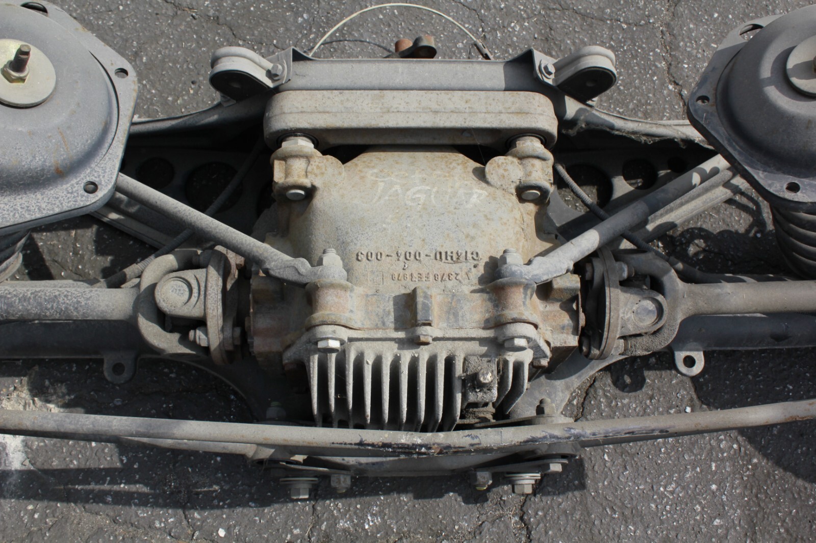 JDM JAGUAR OEM REAR DIFFERENTIAL COMPLETE SUBFRAME ASSEMBLY | eBay