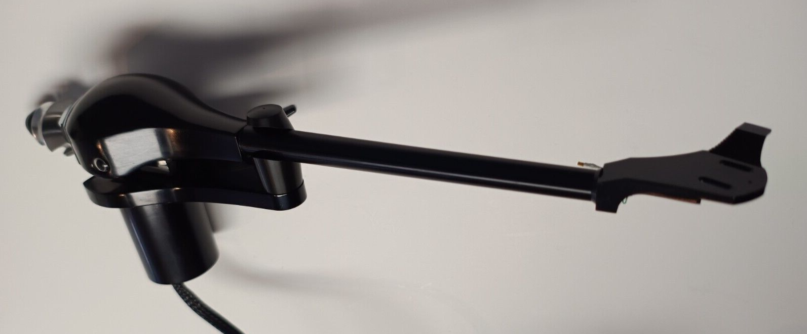 Helius Omega Standard 10 ten inch tonearm. RRP £3,224 Unused. DECO ...