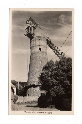 AUCKLAND, NZ ~ THE OLD WINDMILL & SURROUNDINGS, REAL PHOTO PC ~ 1930s ...