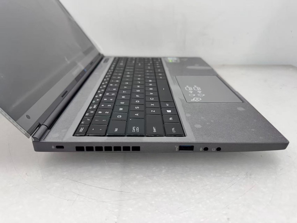 Cyberpower Tracer IV GM5MPHY Intel i7-10875H@2.3GHz 32G 1TB RTX 2070 ...