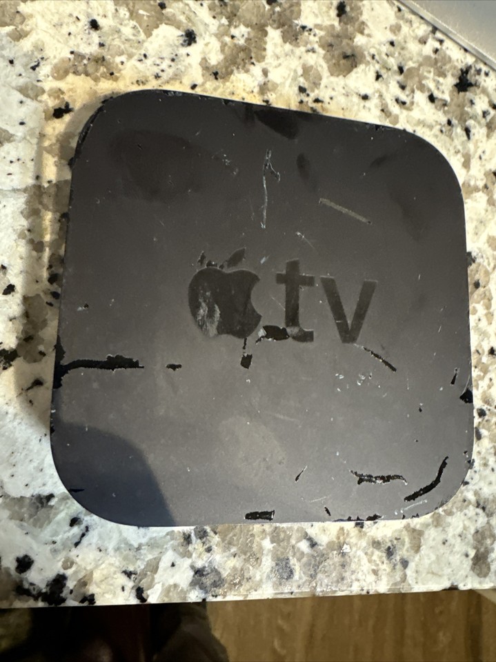 Apple TV (2nd Generation) Smart Media Streaming Player Model A1378 with ...