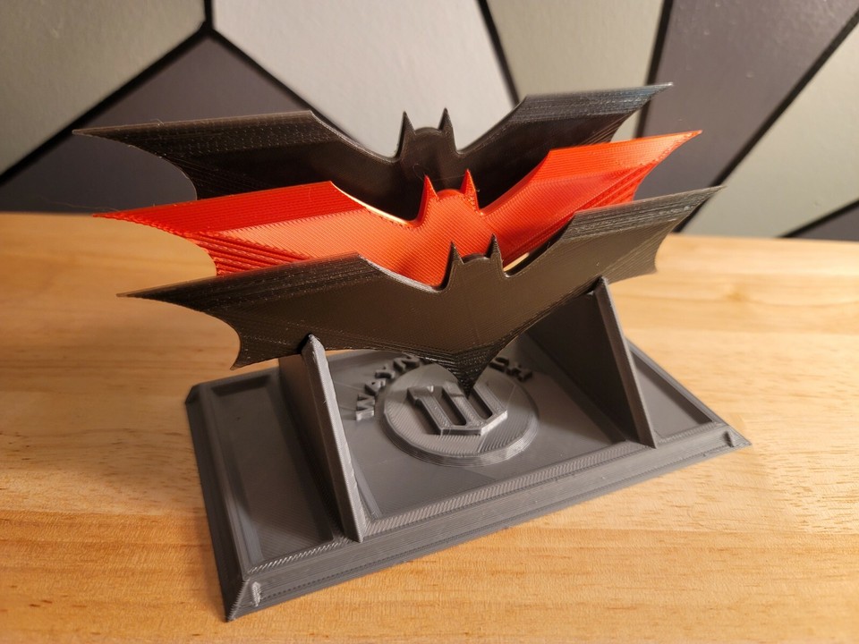 Medium Batarang set with Wayne Tech Display Stand ~ Batman The Dark ...