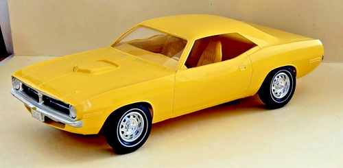 1970 Plymouth HEMI Cuda Lemon Twist Yellow MPC Dealer Promo Model Car ...
