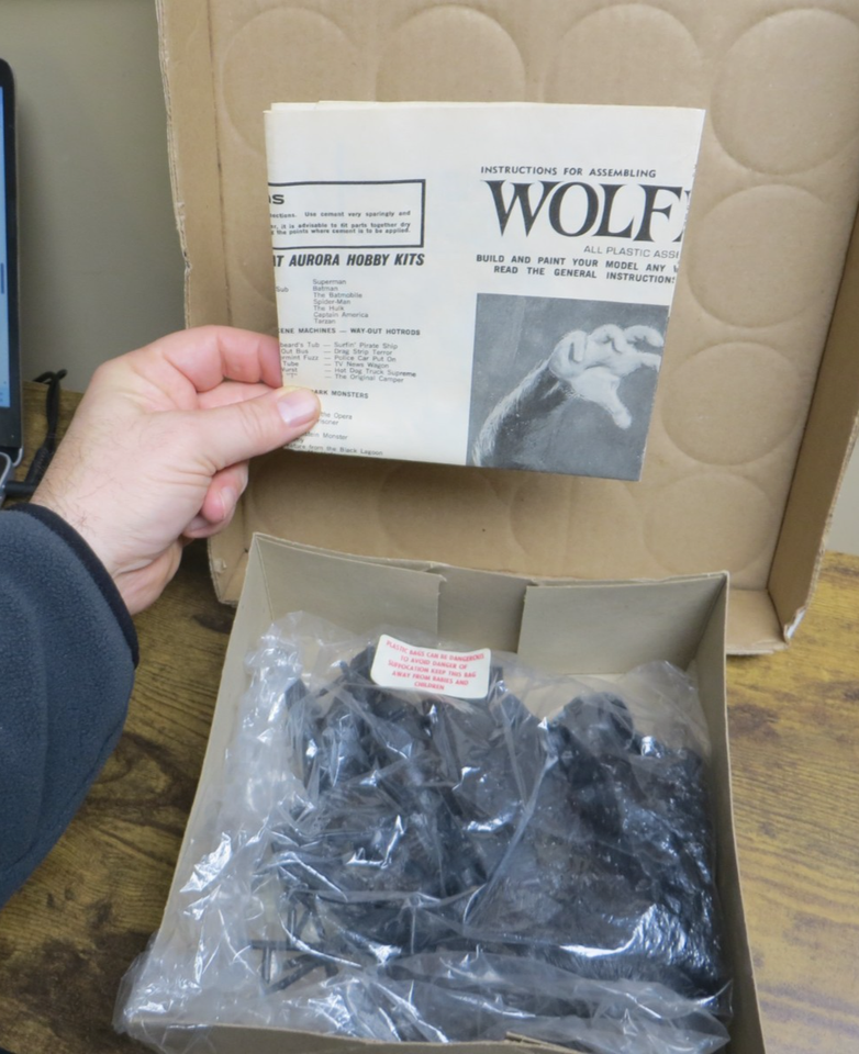 VINTAGE AURORA MODEL KIT: GLOW WOLFMAN 1972- FACTORY SEALED CONTENTS ...