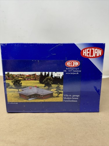 Model Railroad Building Kit Modern House Garage HO scale Heljan #218 ...