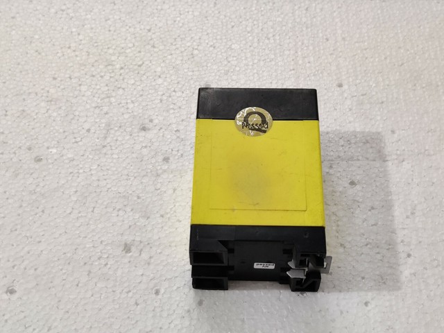 BENDER UG140P EARTH FAULT RELAY B916382 24VDC for sale online | eBay