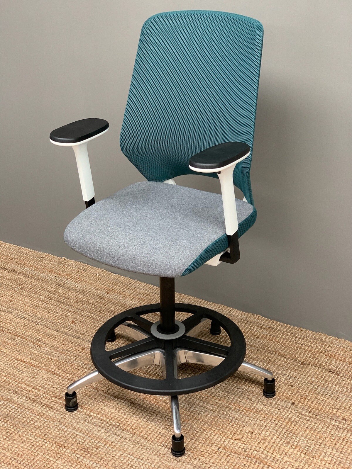 KINNARPS Drabert “ESENCIA “ Task Draughtsman Chair, VAT Included | eBay UK