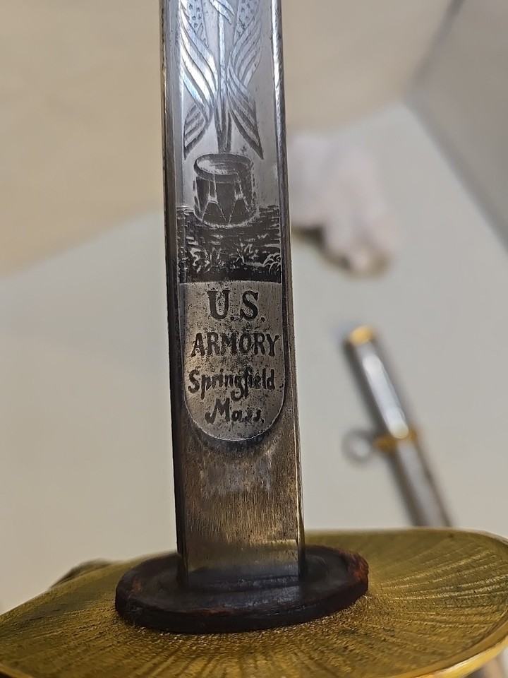 U.S. Armory Springfield Model 1872/1880 Cavalry Officers Sword Saber w ...