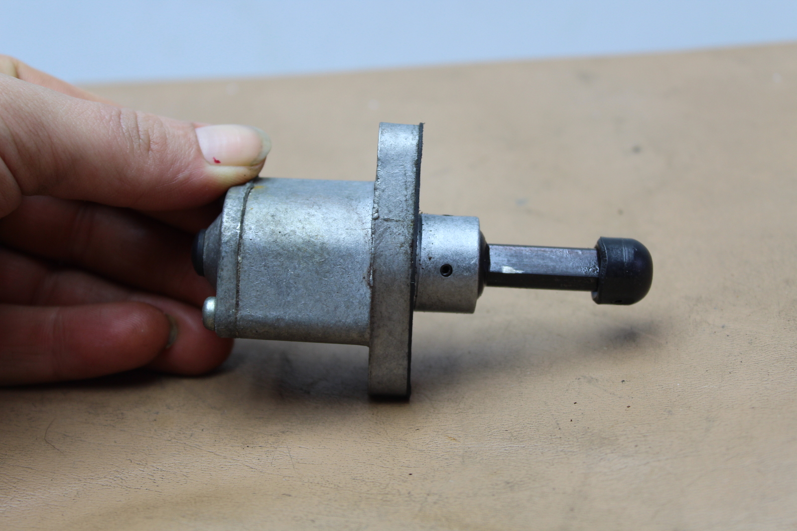 2006 HYOSUNG GV650 AQUILA (#369) CAM CHAIN CAMSHAFT TENSIONER ADJUSTER ...