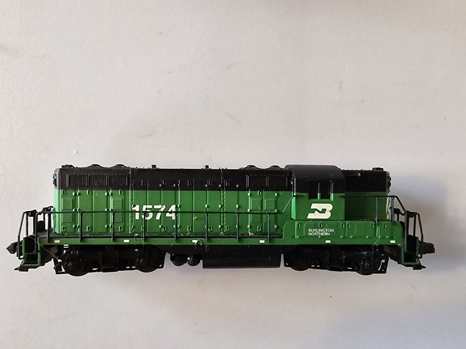 N Scale Atlas 48008 BN Burlington Northern EMD GP7 Diesel Locomotive ...