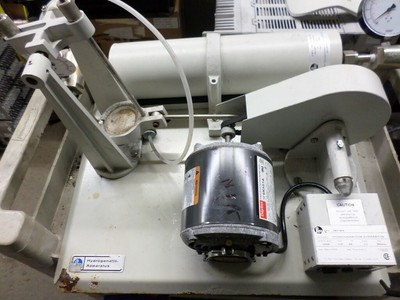 2 Parr 3911 Hydrogenation Apparatus Shakers With Tanks Parts Or Repair ...