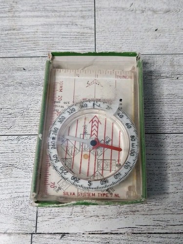 Silva Polaris Type 7 Hiking Compass Liquid Filled w/ box & instructions ...