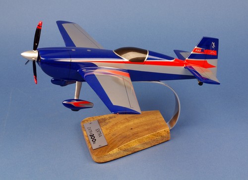 Extra Flugzeugbau 300SC Aerobatic Aircraft Desk Display Model 1/20 AV ...