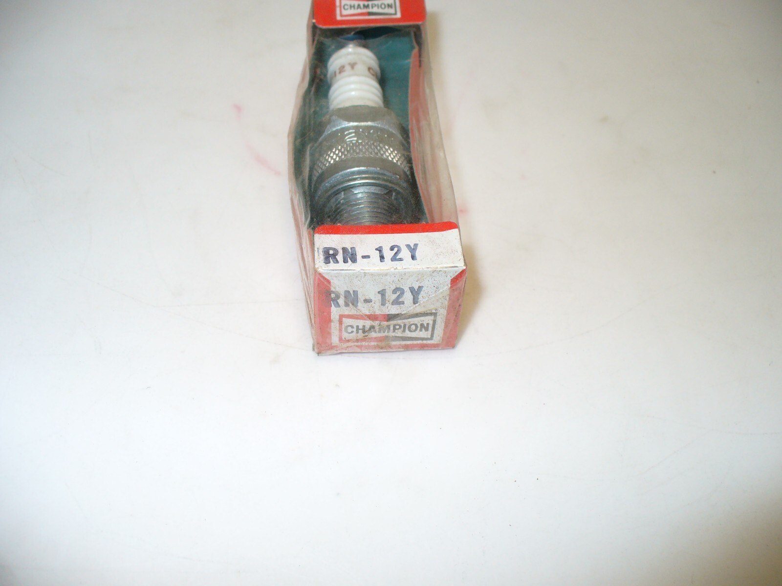 Lot of 5 Champion RN-12Y Spark Plugs Made in U.S.A. Brand New | eBay