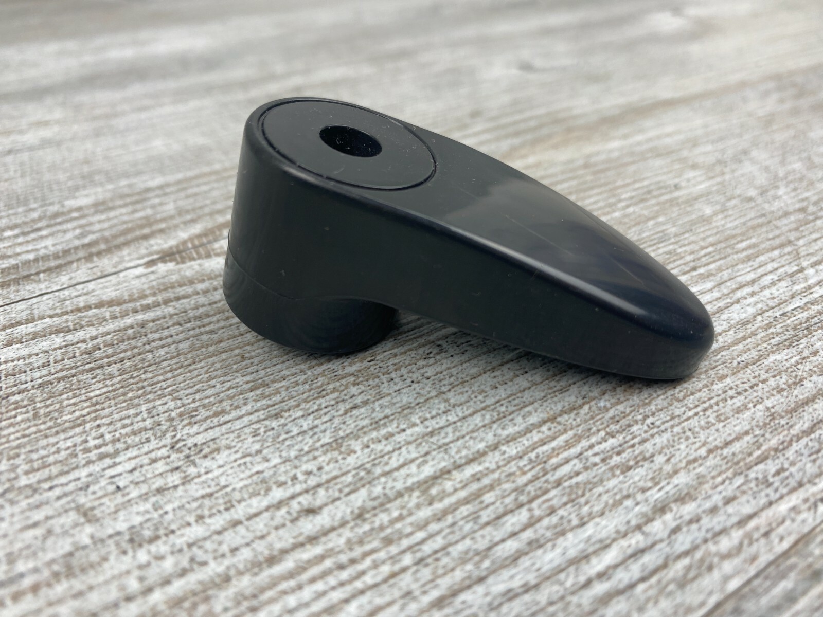 Shark NV586 Navigator Powered Lift Away Lower Cord Hook | eBay