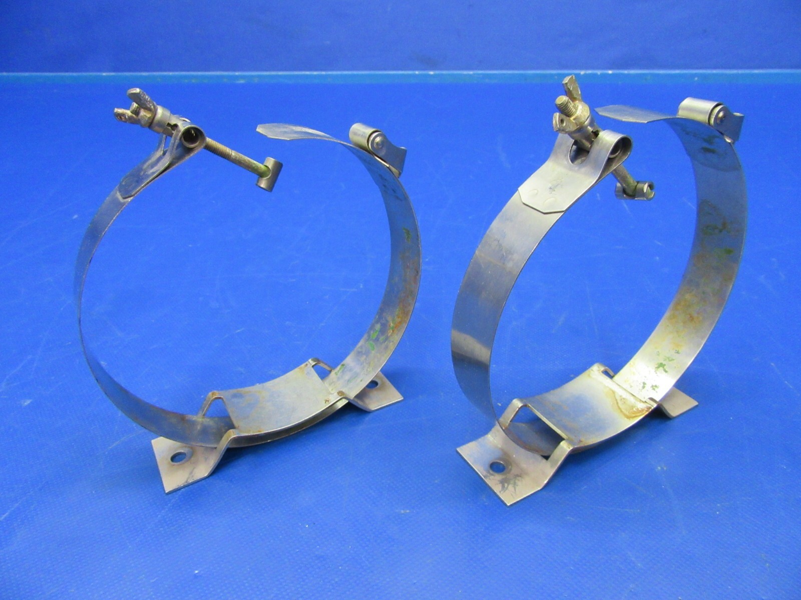 Beech Baron 58P Oxygen Tank Mounting Brackets P/N Z886 (0420-217) | eBay
