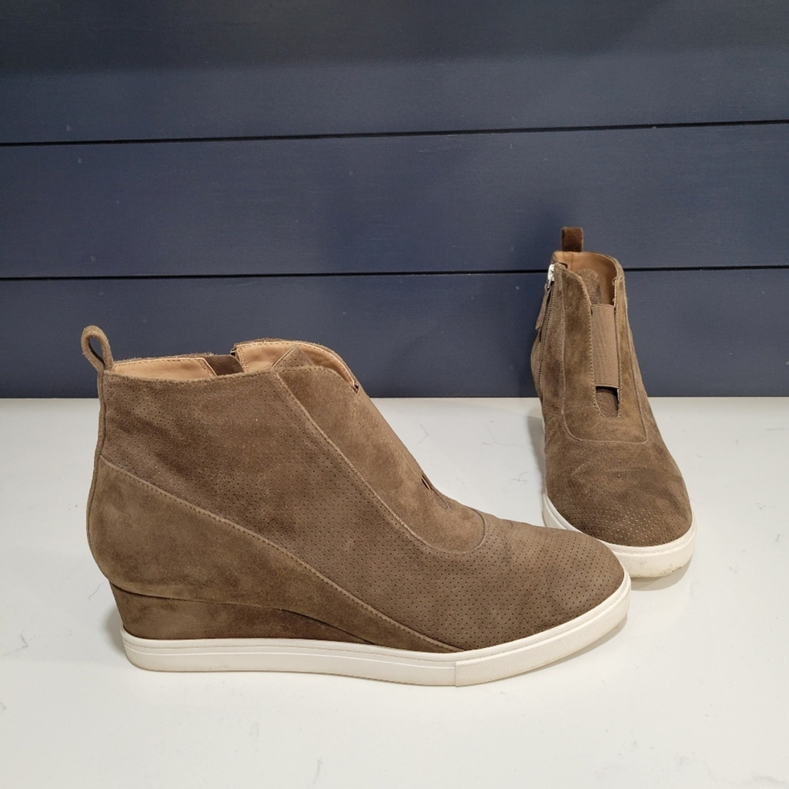 Linea Paola Felicia Leather Wedge Sneaker Bootie Blac… - Gem