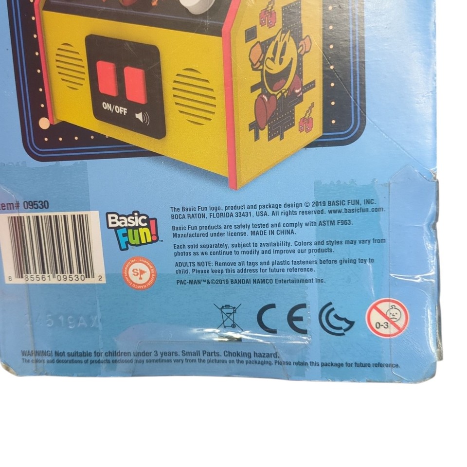 PAC-MAN Basic Fun! Mini Classic Arcade Gameplay Full Color LCD Screen ...