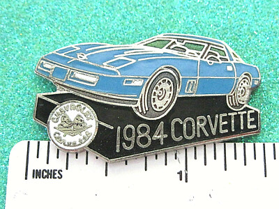 '84 1984 CORVETTE - hat pin , tie tac , lapel pin , hatpin GIFT BOXED ...