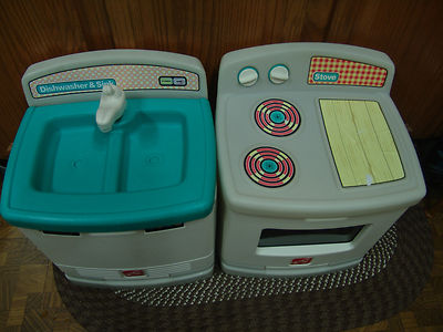 VINTAGE 1980'S STEP 2, KITCHEN SINK/DISHWASHER,STOVE/OVEN 100 PIECE ...