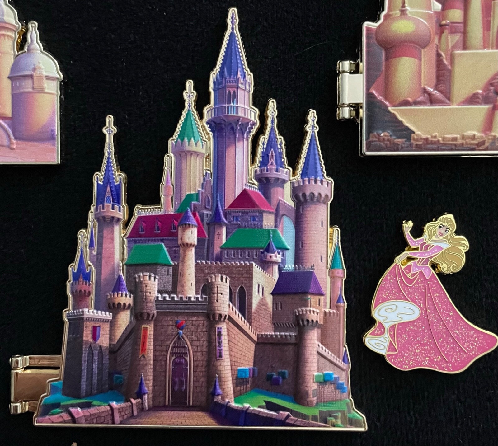 Disney Castle Collection Pin Set w/ Princess Pins in … - Gem