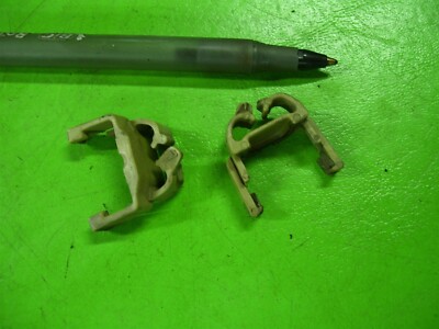 03-07 Ford Powerstroke 6.0L Diesel rocker arm clips retainers plastic ...