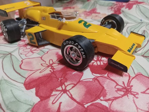 AMT Johnny Rutherford Gatorade McLaren 1/25 Scale Model Car Kit BUILT ...