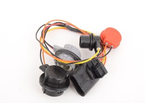 Audi A5 8T Rear Outer Tail Light Wiring Loom Bulb Holder Genuine ...
