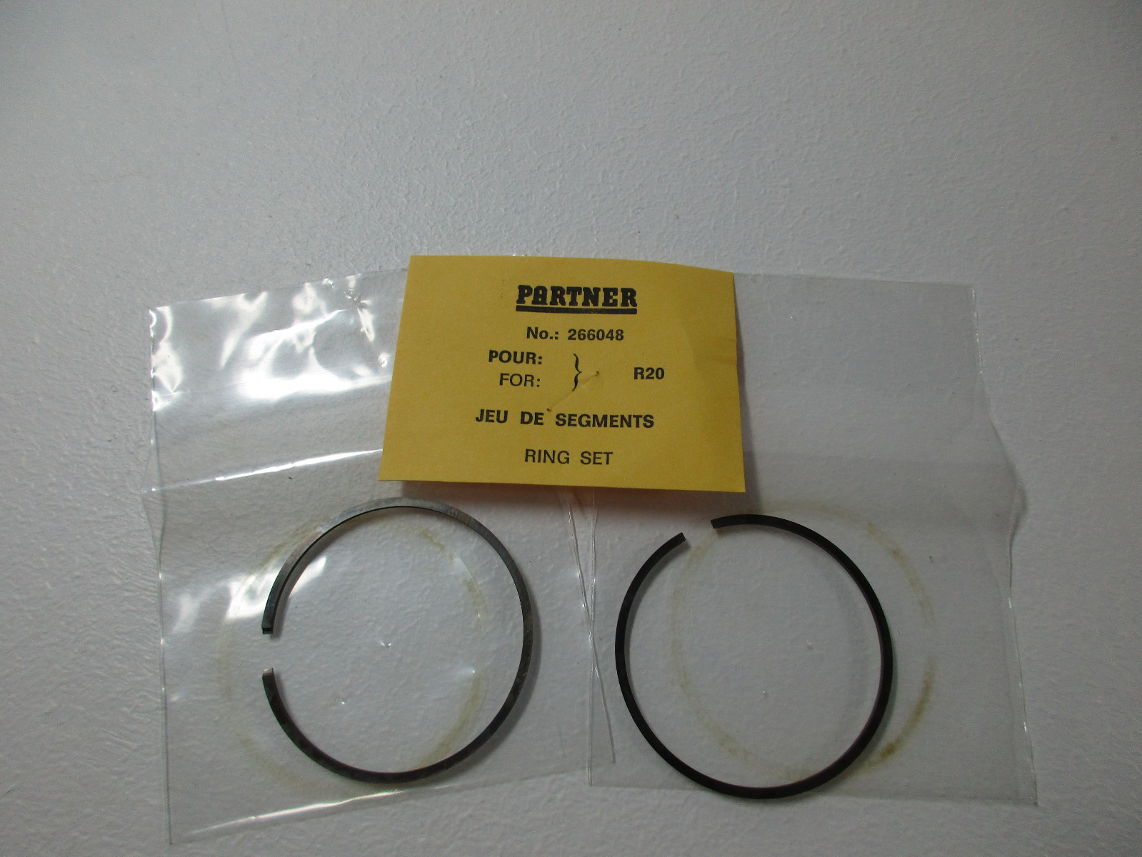 Genuine Partner Chainsaw Piston Rings R20 Chainsaws R420 & R421 | eBay