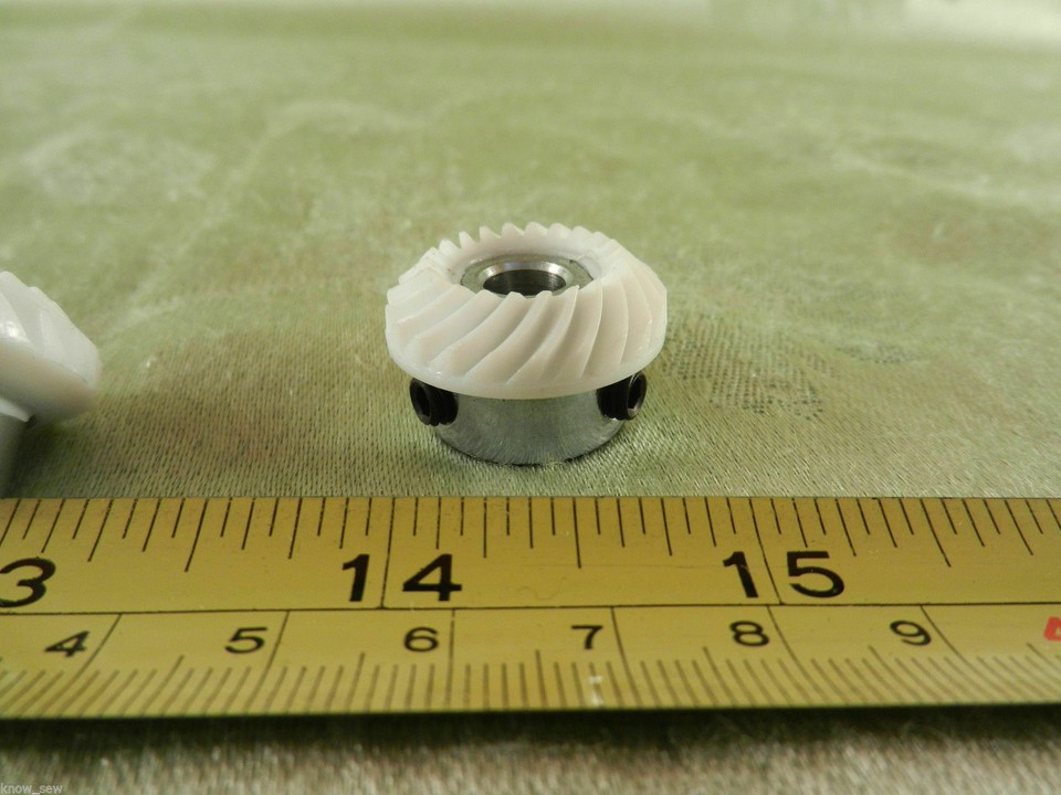 Hook Gear Set #103361As Fits Singer 500 & 800 513 533 534,833 834,6105 ...