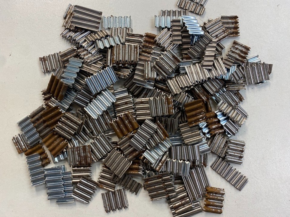 Mixed In The Pack Corrugated Saw Edge Fasteners Steel Nails 200g | eBay