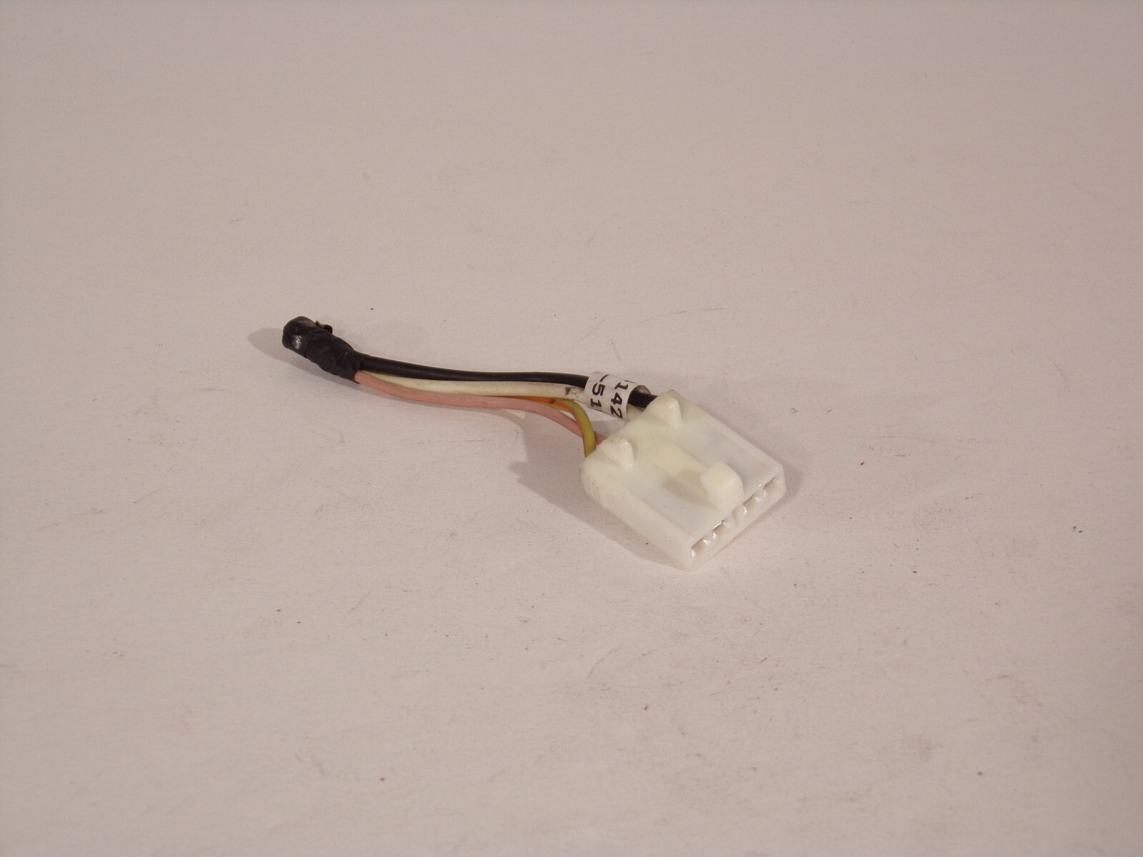 07 08-10 HYUNDAI ELANTRA TAIL BRAKE LIGHT BULB SOCKET HARNESS PLUG 4 ...