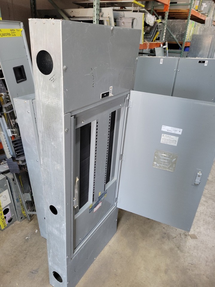 400 AMP SQUARE D I-LINE PANELBOARD PANEL 208/120V | eBay