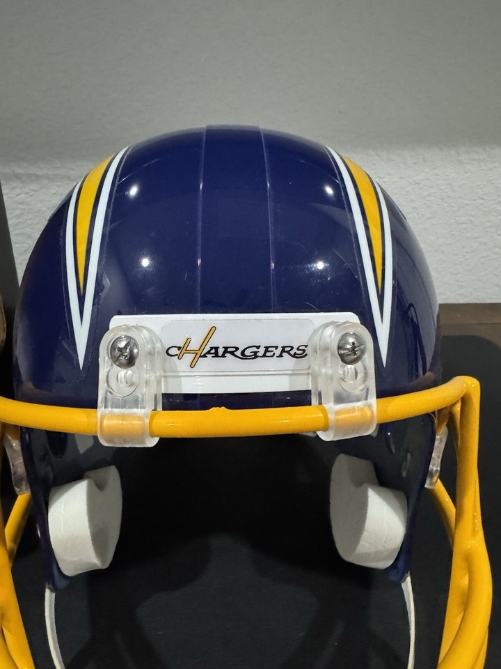 San Diego Chargers 1974-87 NFL Riddell Full Size Throwback Replica VSR4 ...