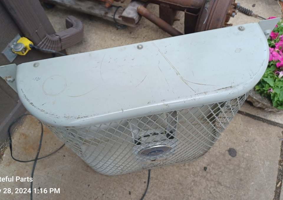 1950s 60s Emerson Electric Metal Window Fan TESTED & WORKS BUTNEEDS ...