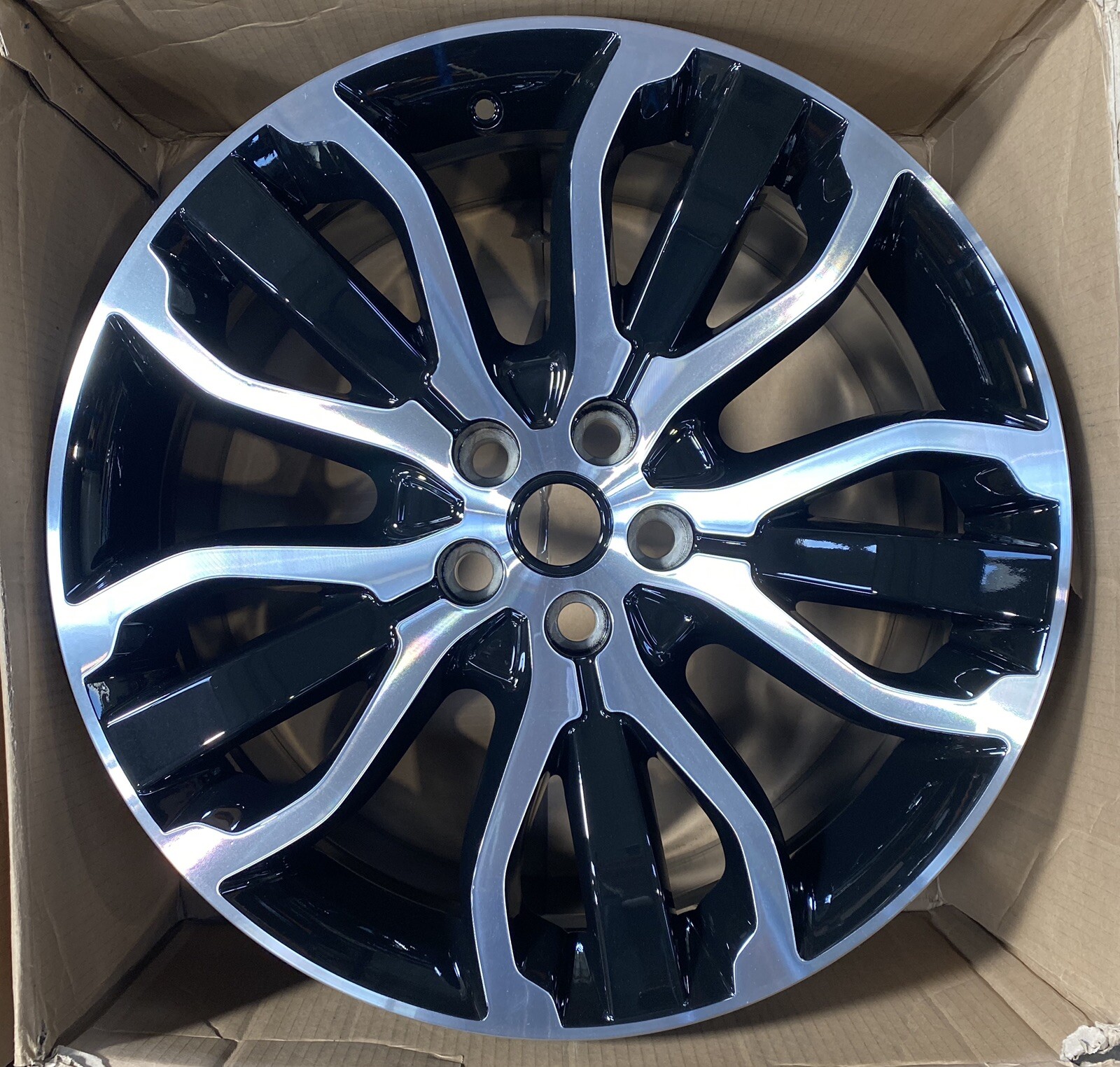 4 x Genuine Range Rover Sport 21" Style 5007 Diamond Cut and Black ...