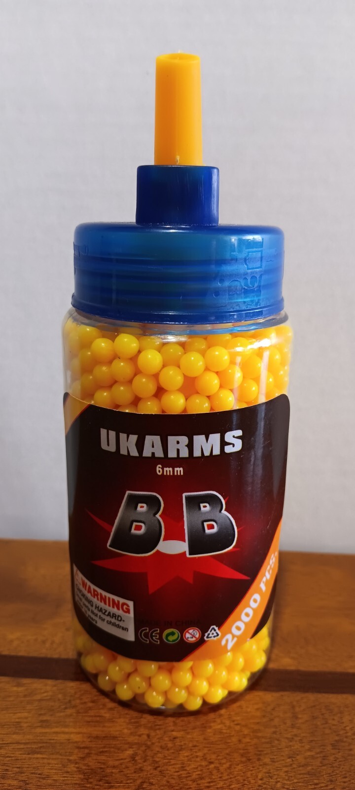 Airsoft UKARMS 6mm .12g Seamless BB's Yellow 2000 pcs. Quick load ...