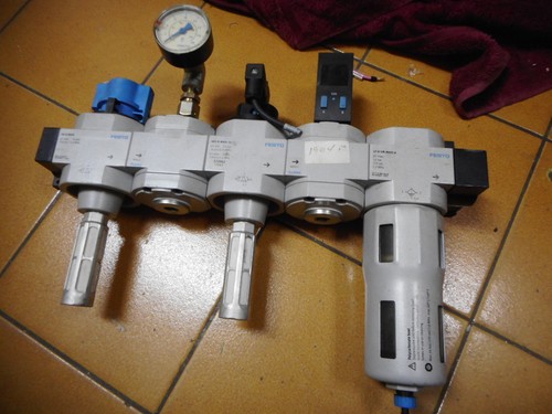FESTO AIR SERVICE UNIT - LOCK-OUT - FILTER - PRESSURE SWITCH and MORE ...