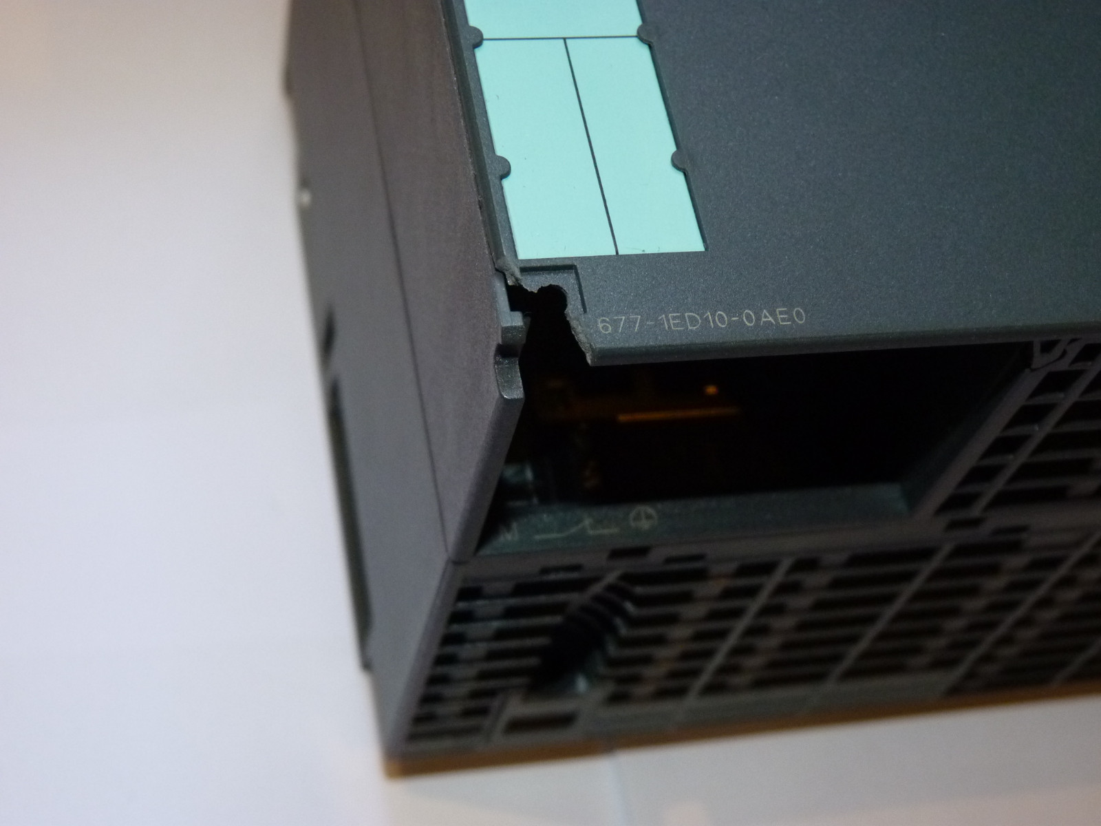 Siemens SPPA-T3000 6ES7 677-1ED10-0AE0 6ES7677-1ED10-0AE0 REDUCED for ...