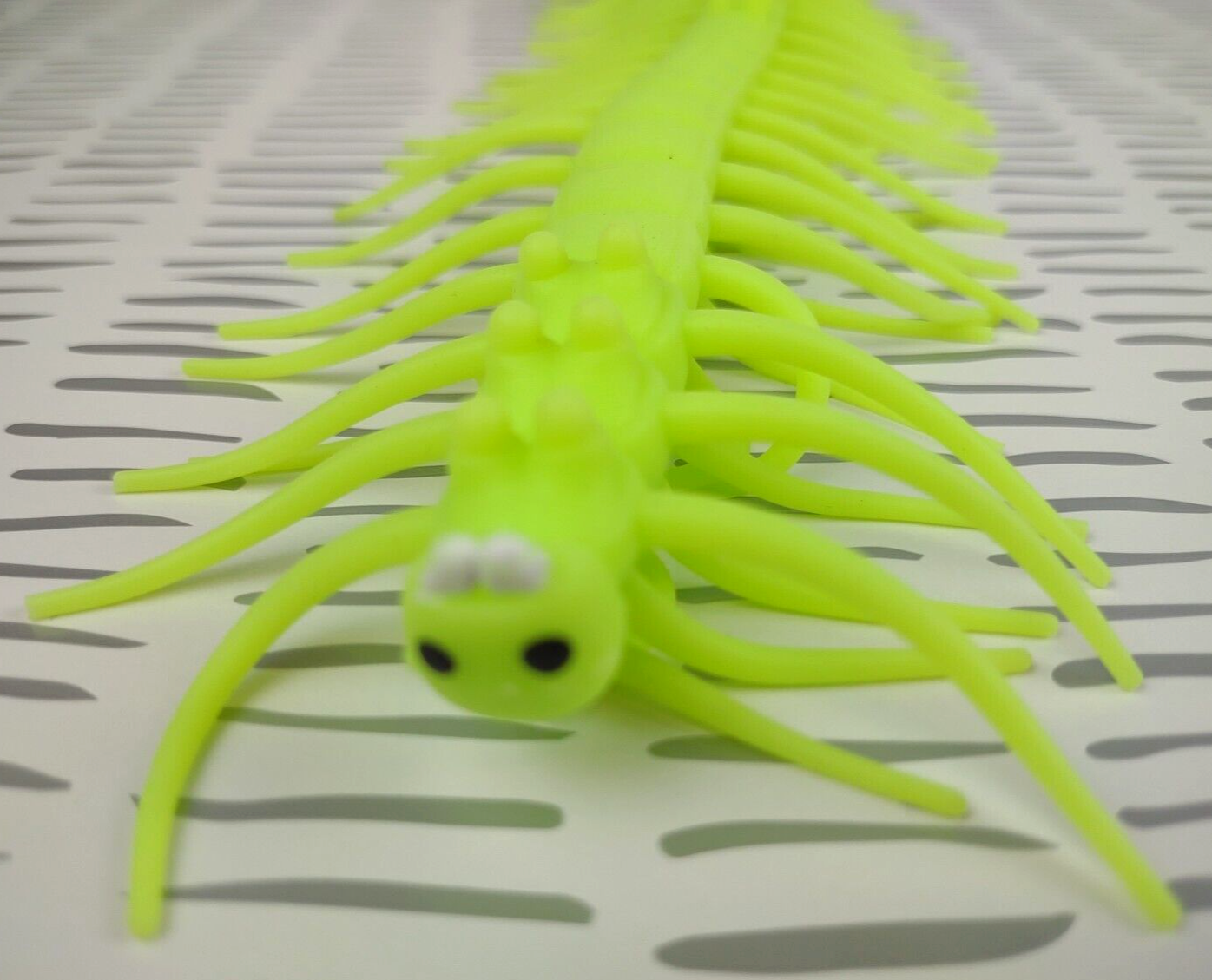 Squishy Simulation Centipede Stretchy Stress Relief Toy Centipede Green ...