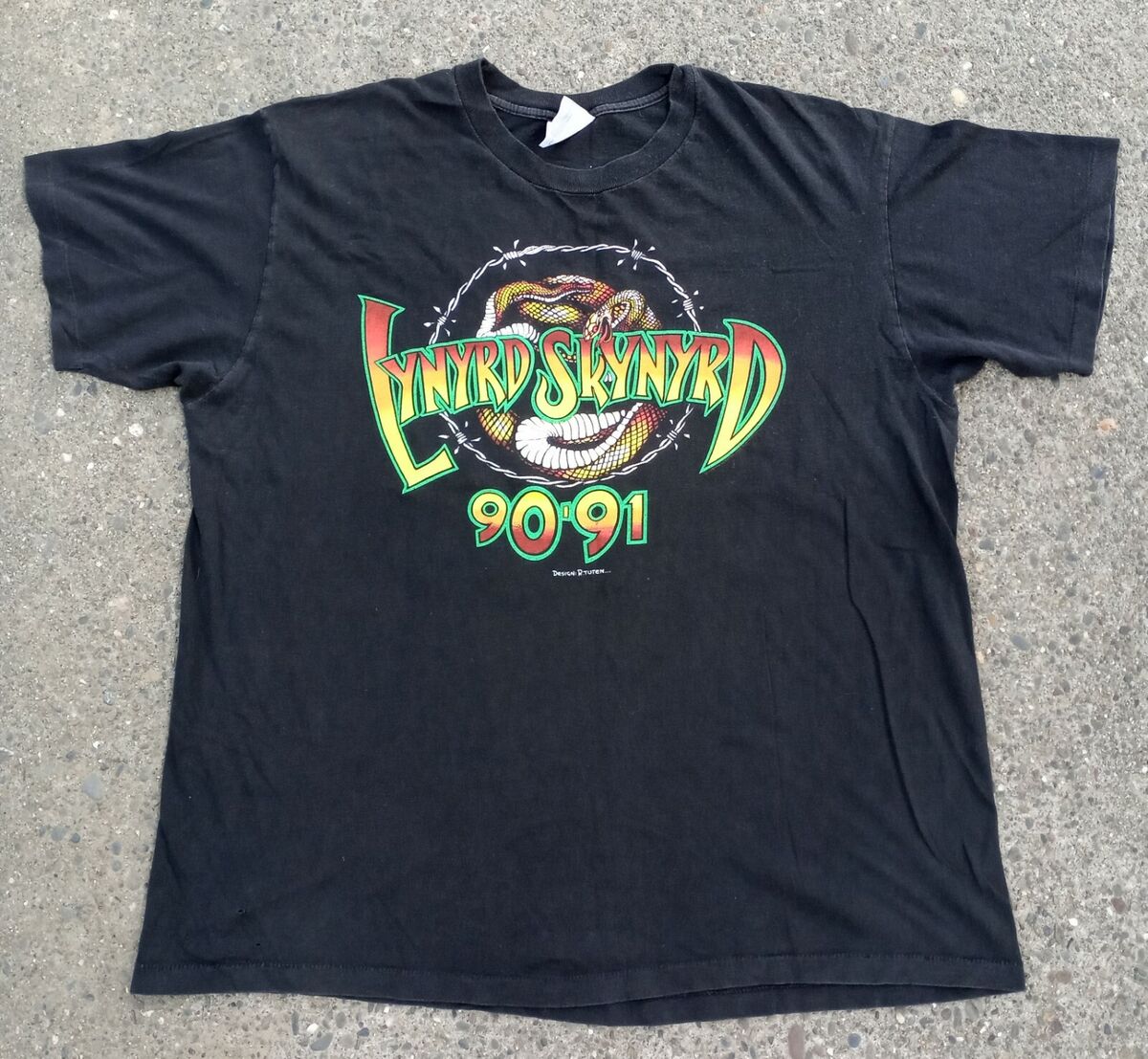 Vintage Lynyrd Skynyrd 1991 Tour T-Shirt Rock Band 90s Size Vintage Lynyrd Skynyrd 1991 Tour T-Shirt Rock Band 90s Size