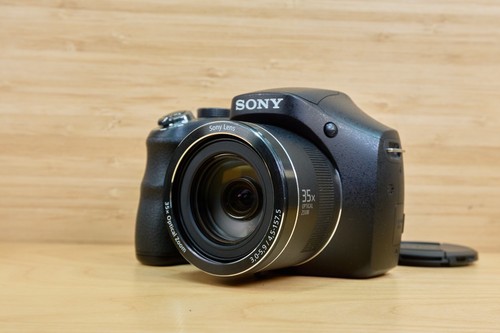 Sony Cybershot H300 Black 20.1MP Digital Camera, with 35x Optical Zoom ...