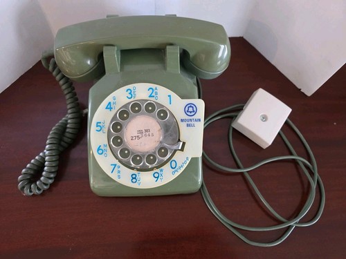 Vintage Bell System Western Electric Green Rotary Dial Telephone CD500 ...