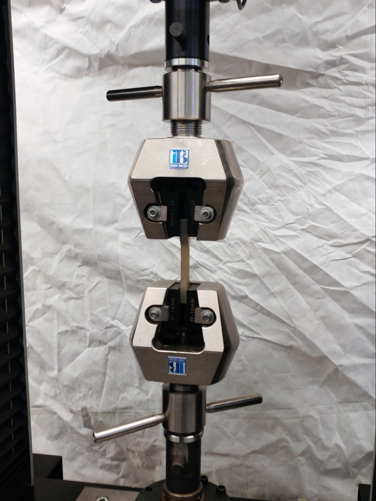 New Set 22.5K 100 kN Wedge Action Grips Tensile Tester Fatigue Testing ...