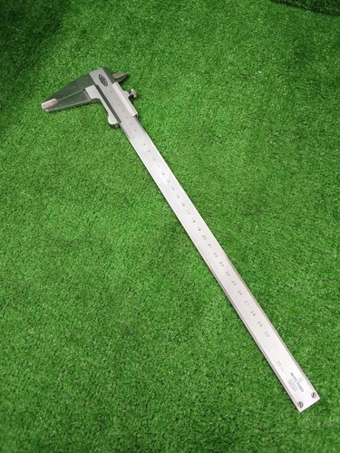 Mitutoyo Digital Caliper 0-300mm Range Precision Measuring Tool Japan ...